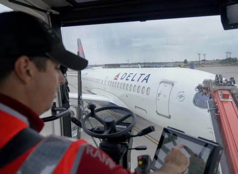 Delta Air Lines employees work up a sweat at boot camp, learning how to ...