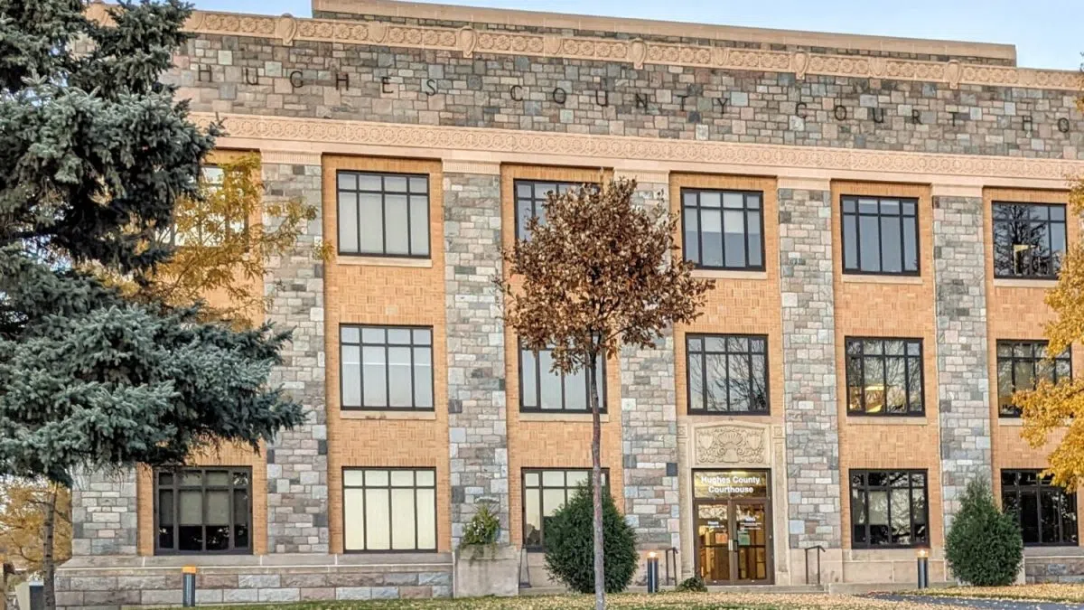 One of former state employees charged in string of criminal cases takes ...