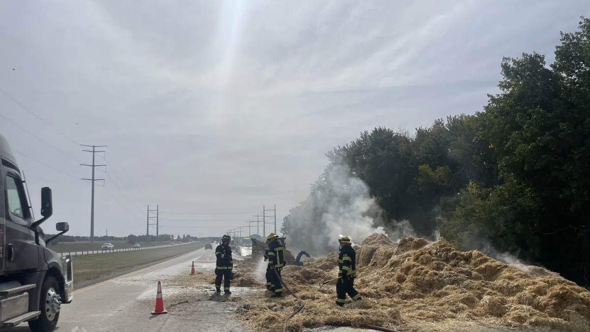 Semi hauling hay bales catches fire near Fergus Falls | The Mighty 790 ...