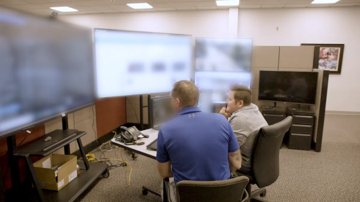 After six months, Fargo Police pleased with traffic camera and license ...