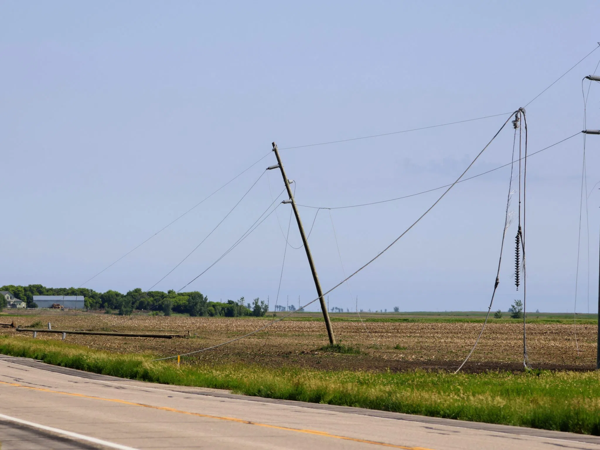Photos show aftermath of deadly tornadoes in North Dakota | The Mighty ...