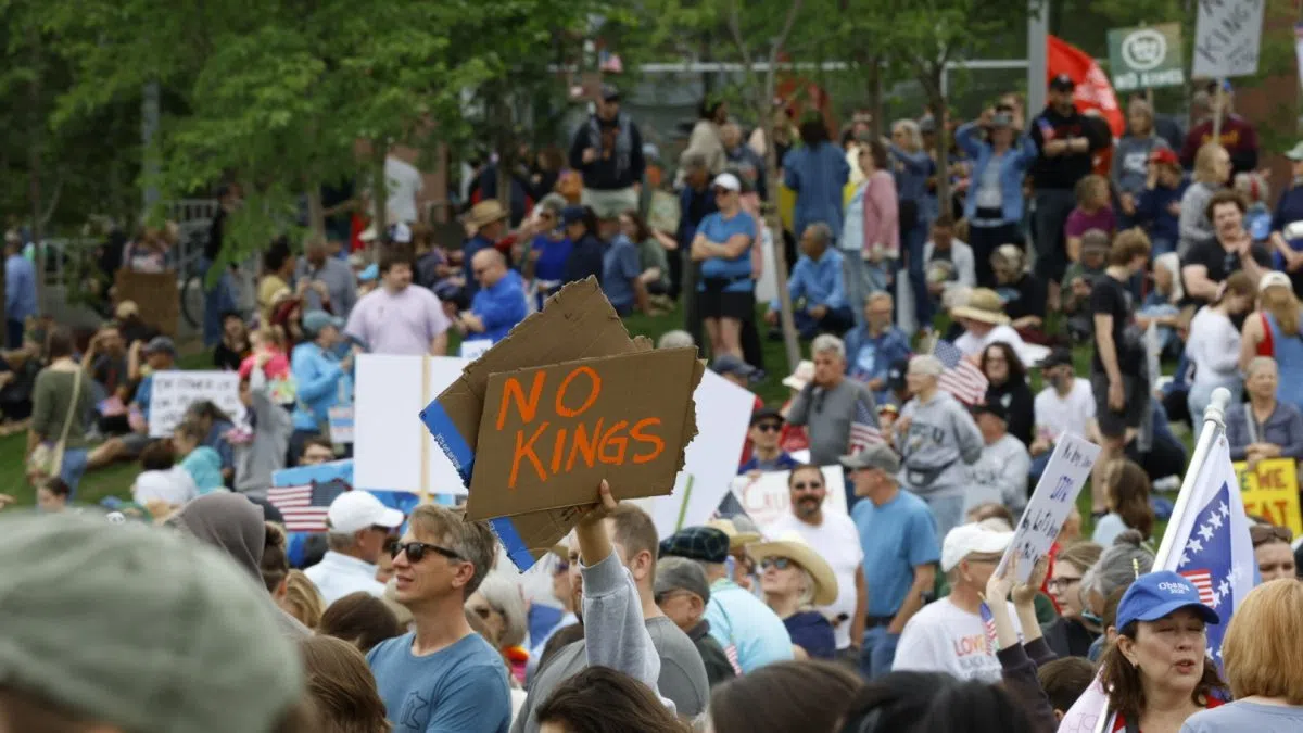 Thousands attend ‘No Kings’ protest in Fargo | Y94