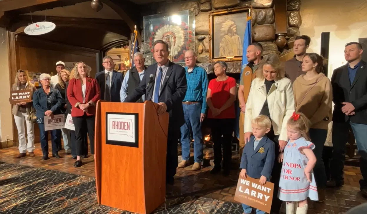 South Dakota governor announces he will run for a full term next year ...