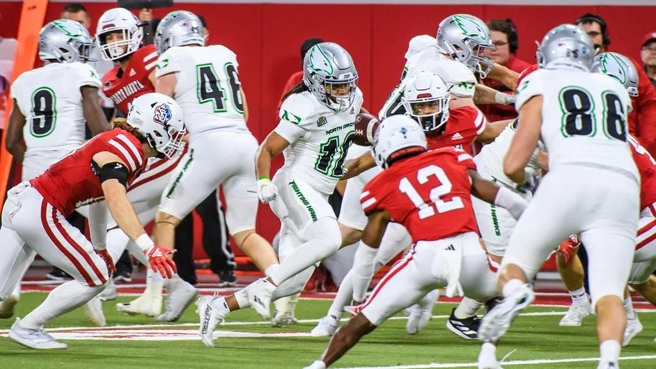 No. 6 USD Defeats No. 10/12 UND in Defensive Slugfest, 14-10 | 740 The FAN