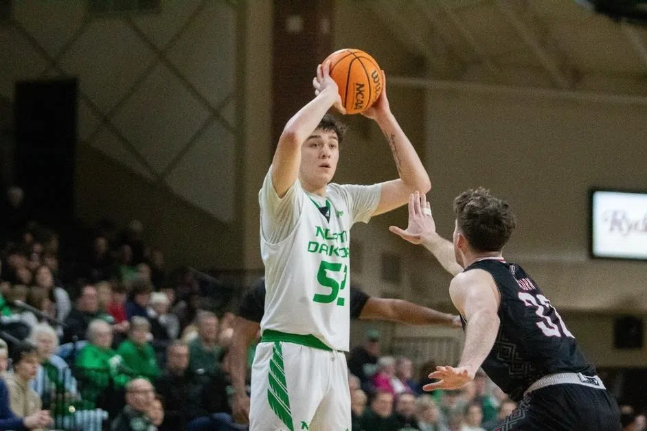 UND Sweeps Omaha | The Mighty 790 KFGO | KFGO