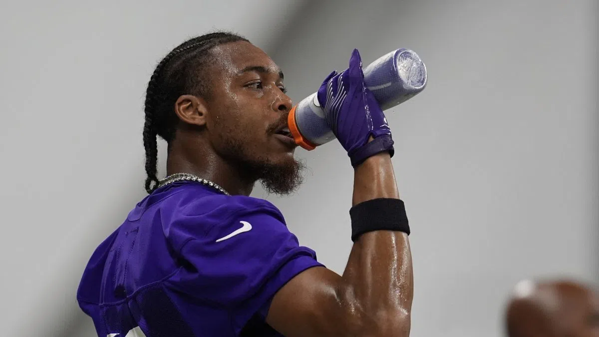 Vikings sideline Justin Jefferson with ‘very mild’ hamstring strain ...