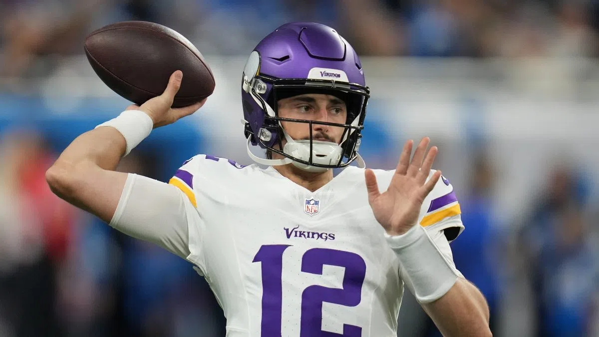 Vikings to start Max Brosmer at quarterback against the Seahawks | The ...