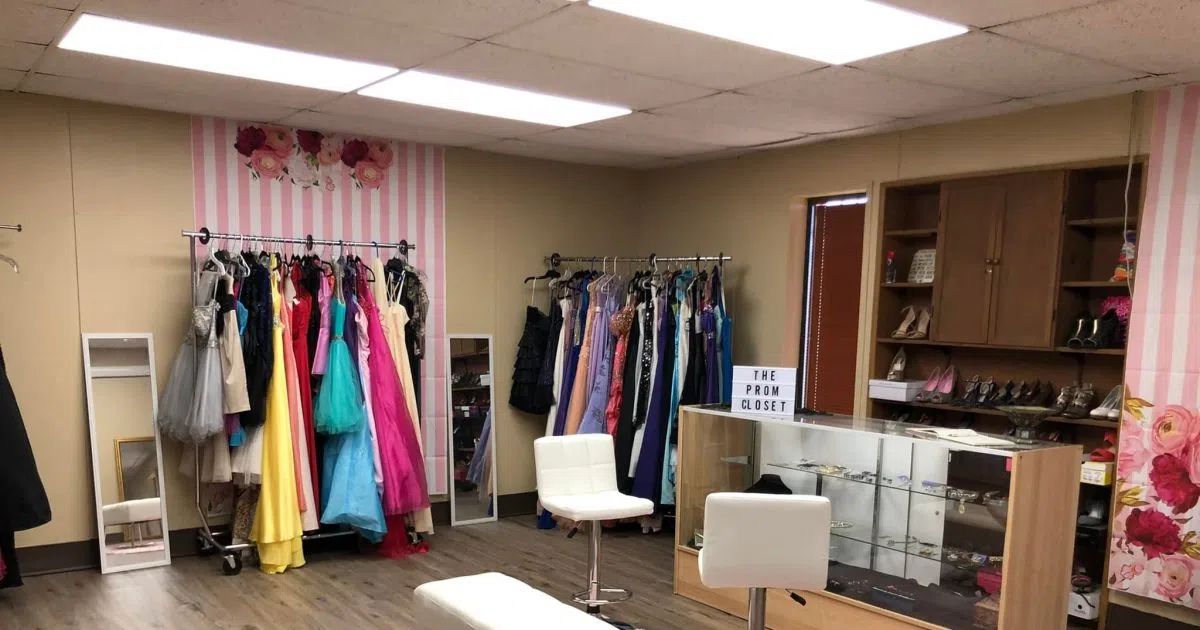 Prom Closet offers Free prom dresses and accessories | Kbest Media