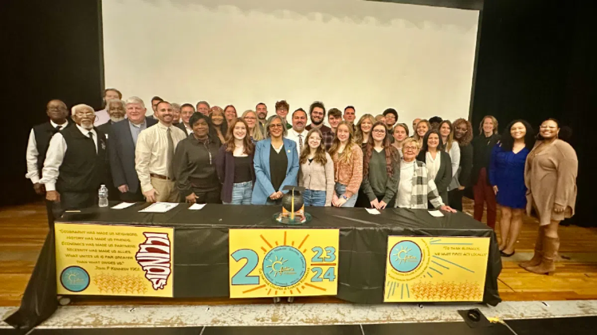 Bill Pickett and Steve Brandy Lead Thought-Provoking Discussions at DHS Future Problem Solvers ...