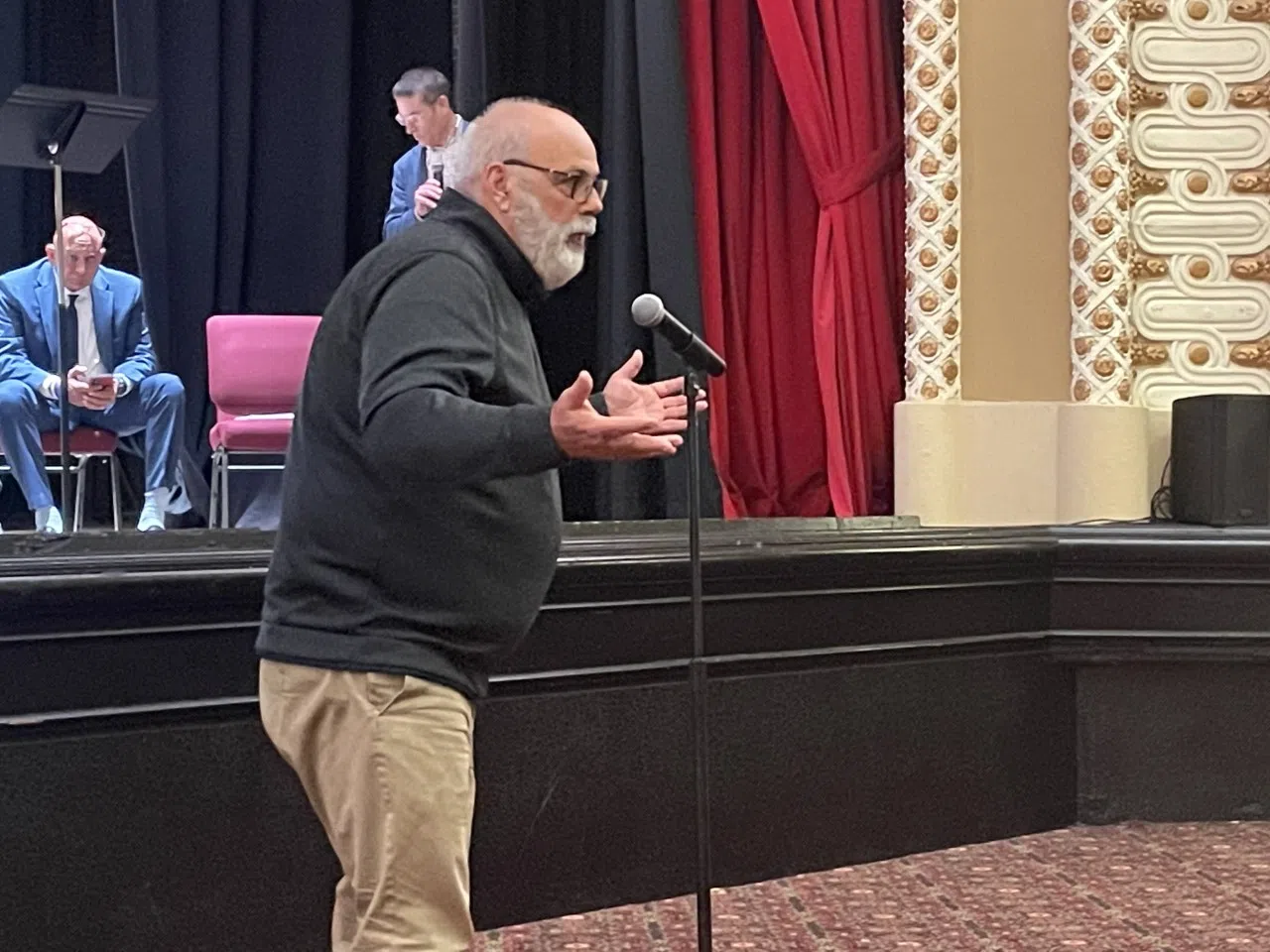 SAVE SCHLARMAN Meeting Brings Lots of Opinions; Desire to Keep the ...