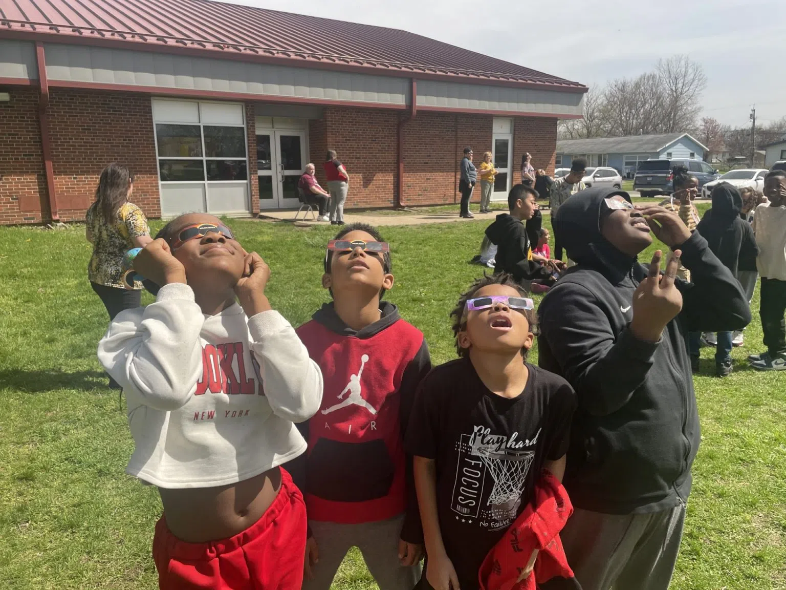 South View Upper Elementary Students Were Ready for Solar Eclipse ...