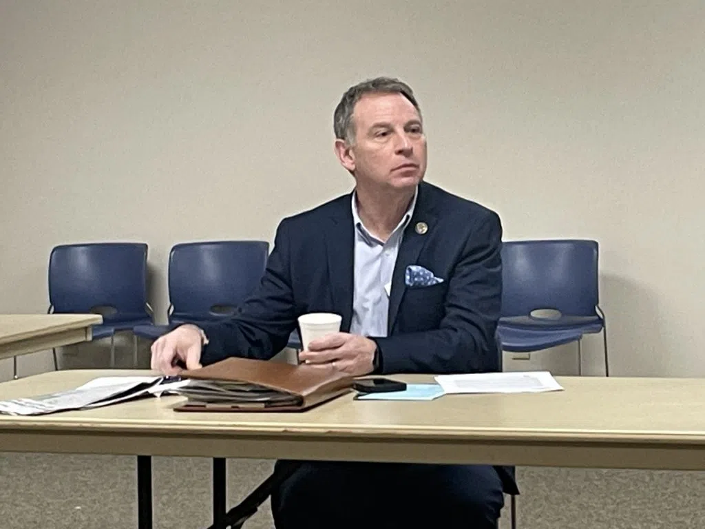 Senators Faraci and Rose Speak with Vermilion County Farmers about ...