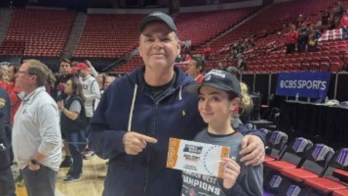 Former Danville Star Houpt Back for Another NCAA Tournament Appearance ...