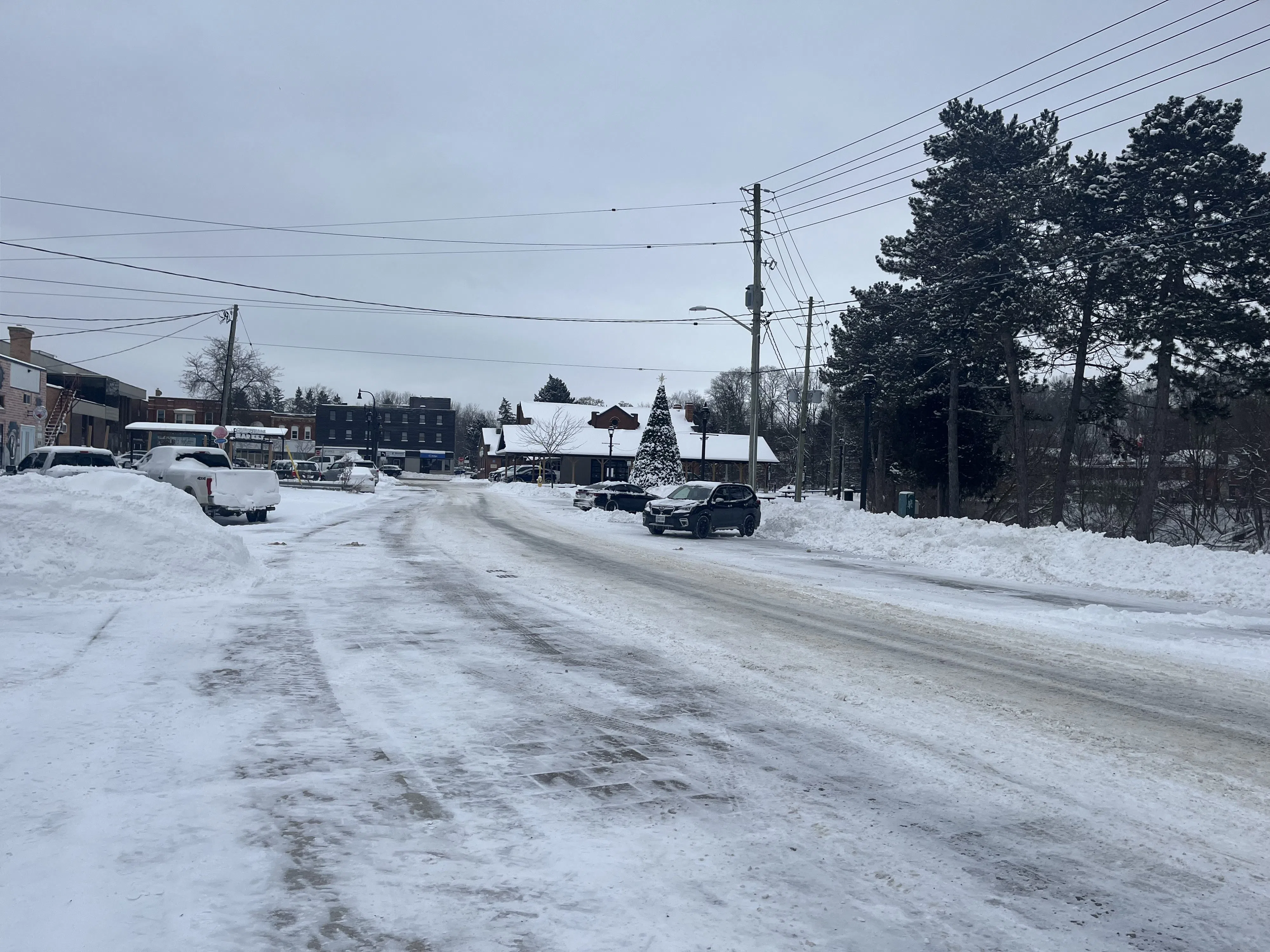 Arctic Air Hits Region With Heavy Snow Over Weekend | Country 93