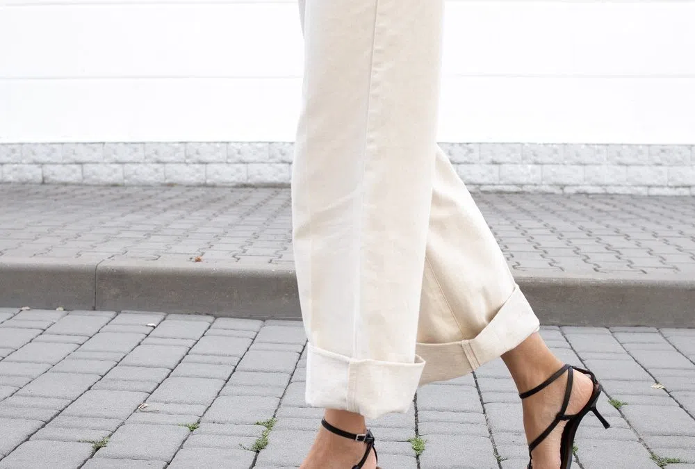 Easy Ways To Give Your Slacks an Elevated Look | Country 93