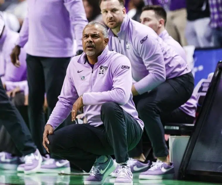 Kansas States Jerome Tang Naismith Coach of the Year finalist | KVOE