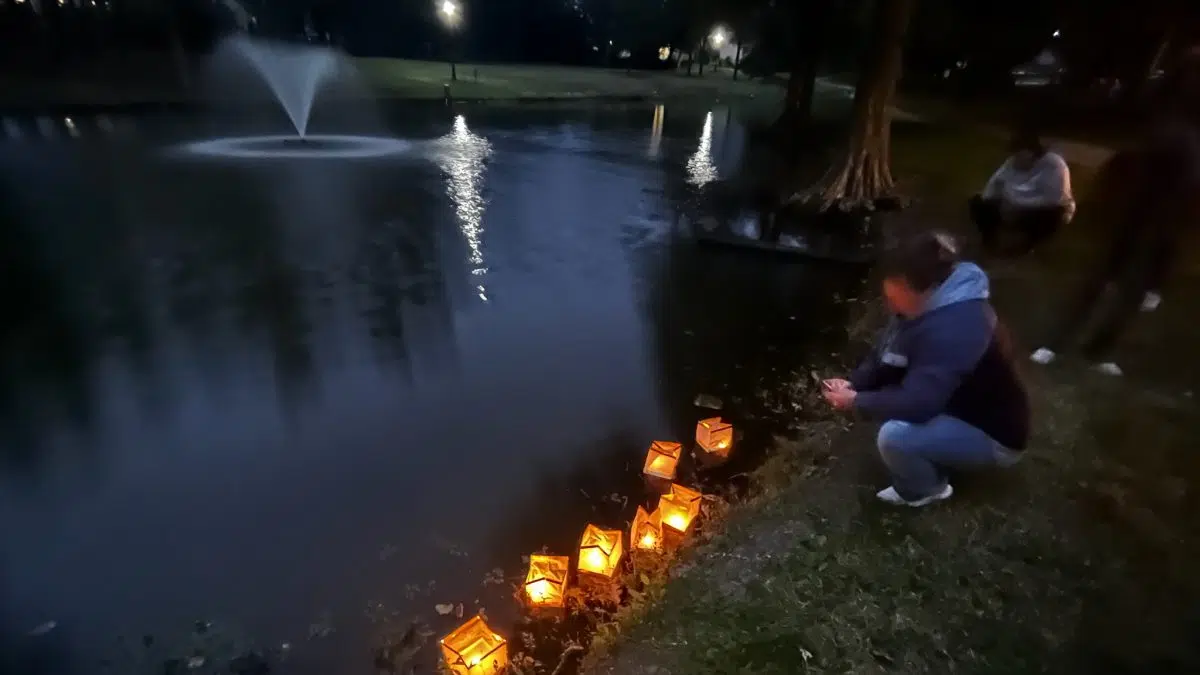 Wave of Light pregnancy loss, miscarriage remembrance ceremony held ...