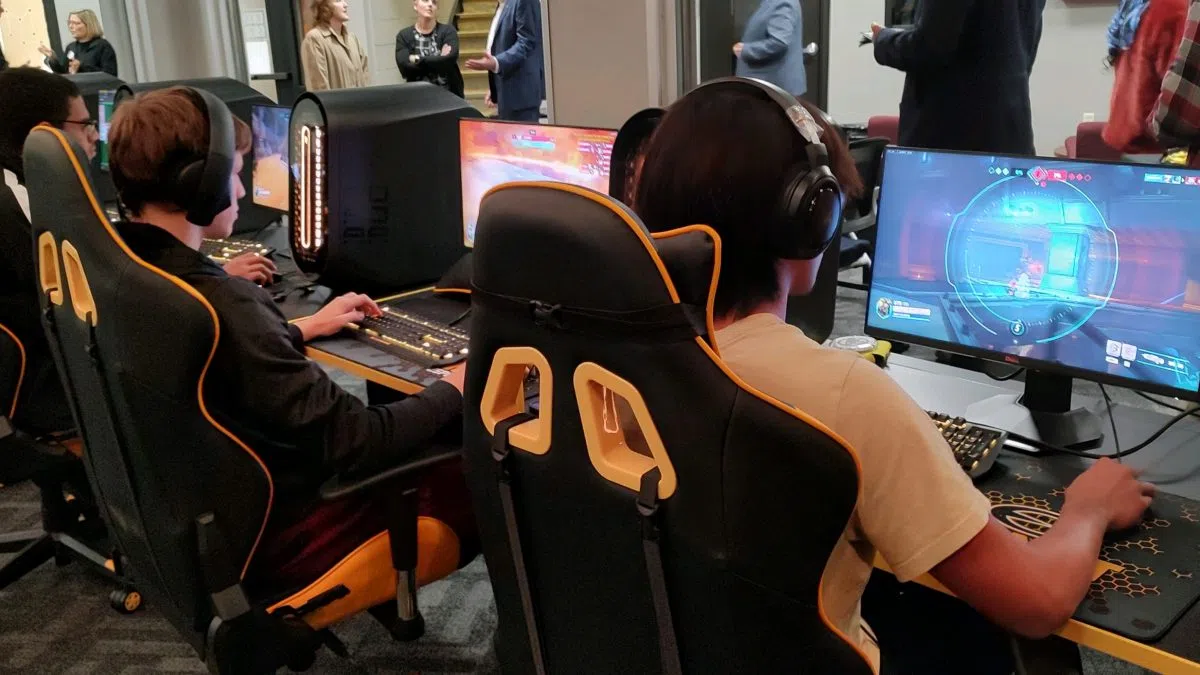 Emporia Esports team opens arena for community meet and greet Wednesday ...