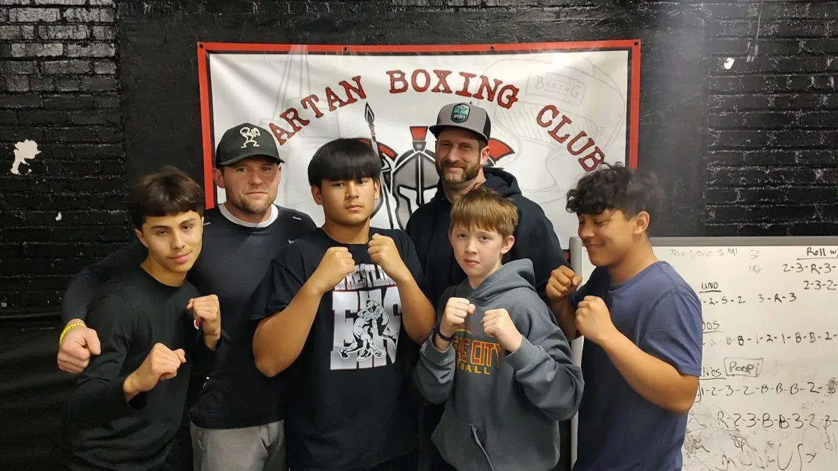 Four Spartan boxers competing at Silver Gloves regional tournament in ...