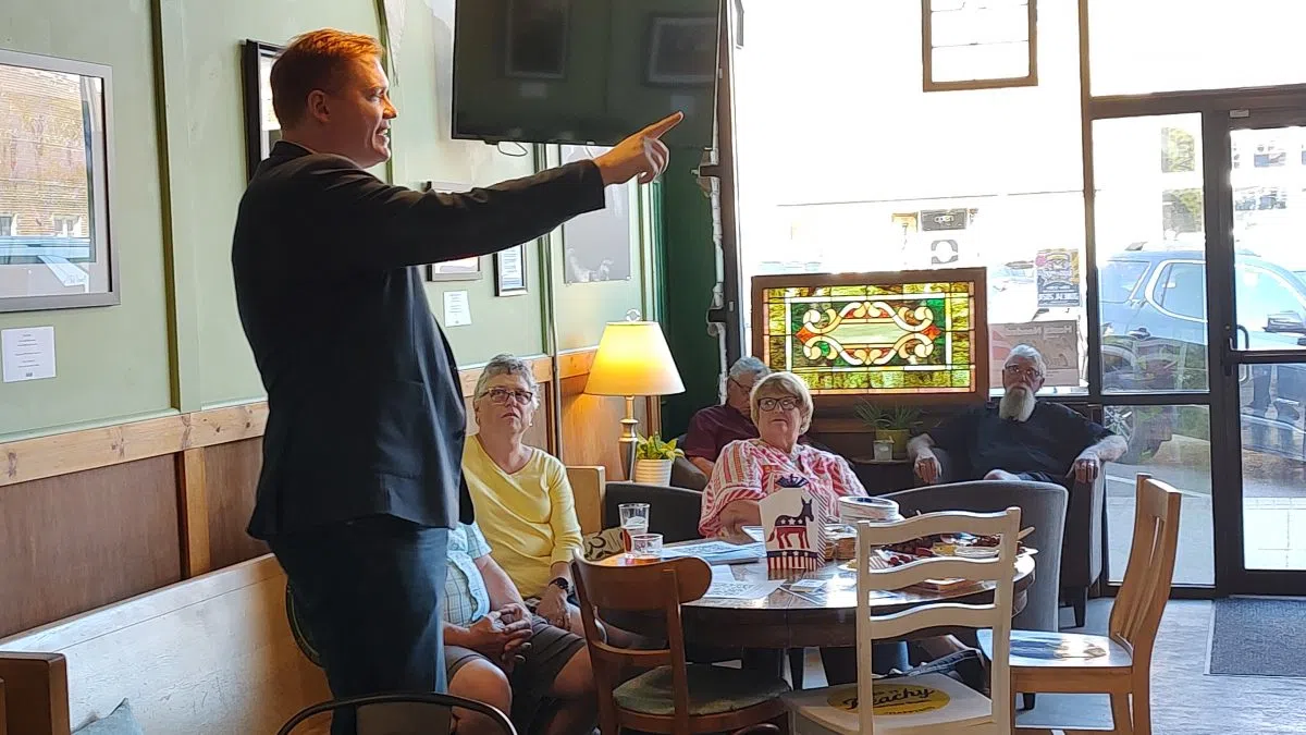 US Second Congressional District candidate Matt Kleinmann meets with ...