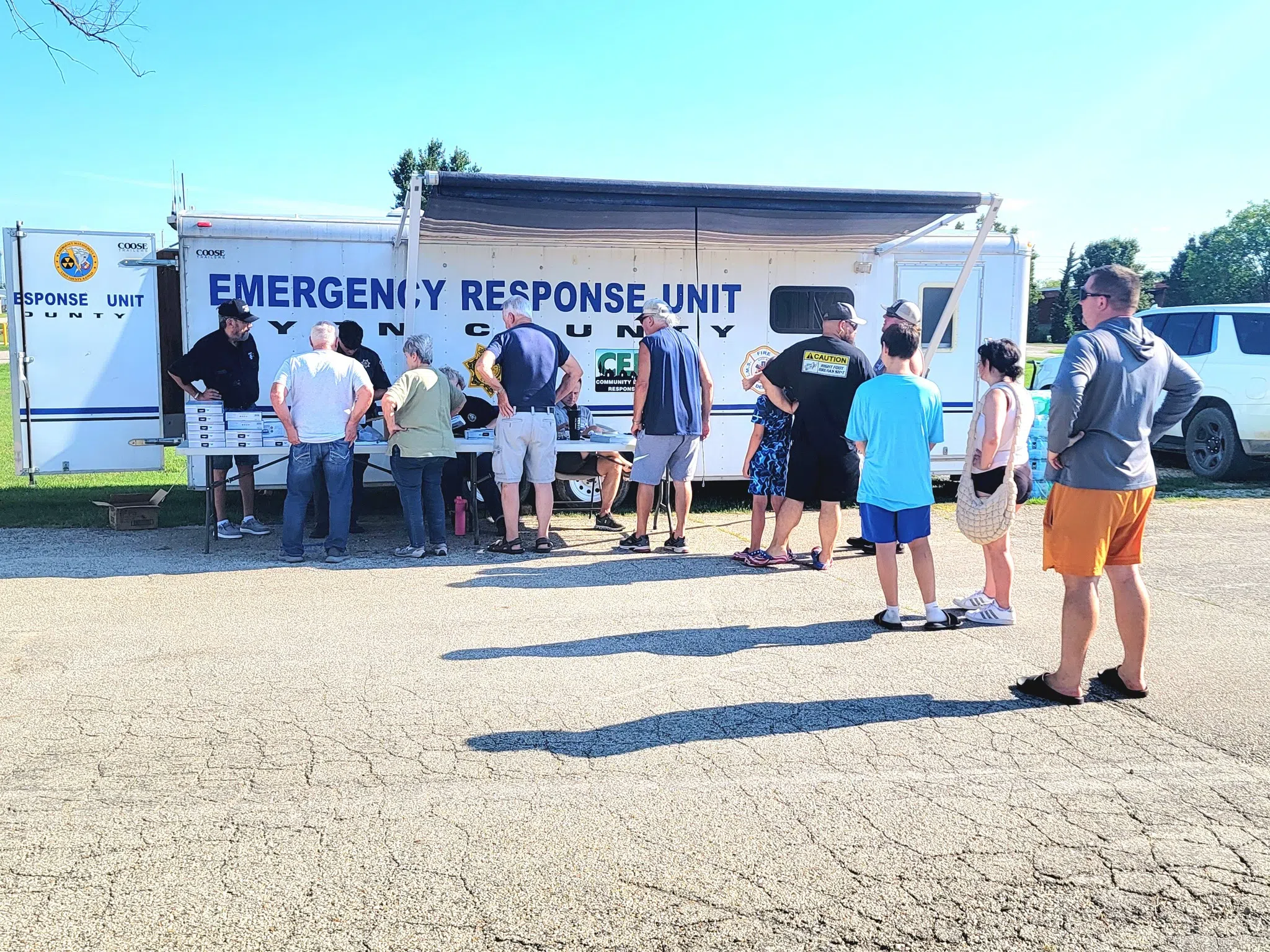 Lyon County Emergency Management begins severe weather radio giveaway ...