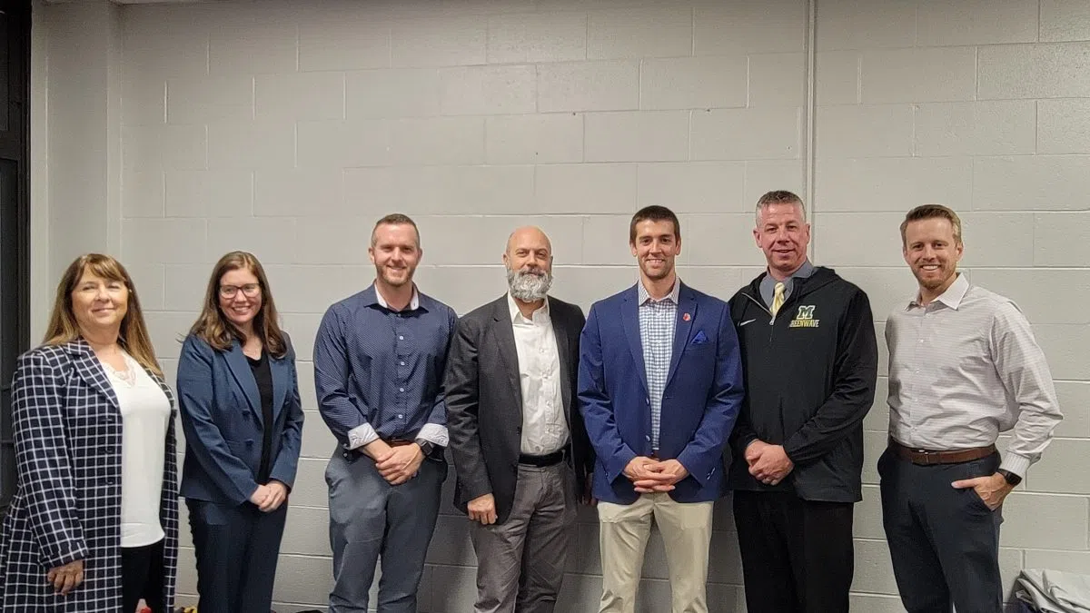 Illinois State Board of Education Officials Tour Charleston & Mattoon ...