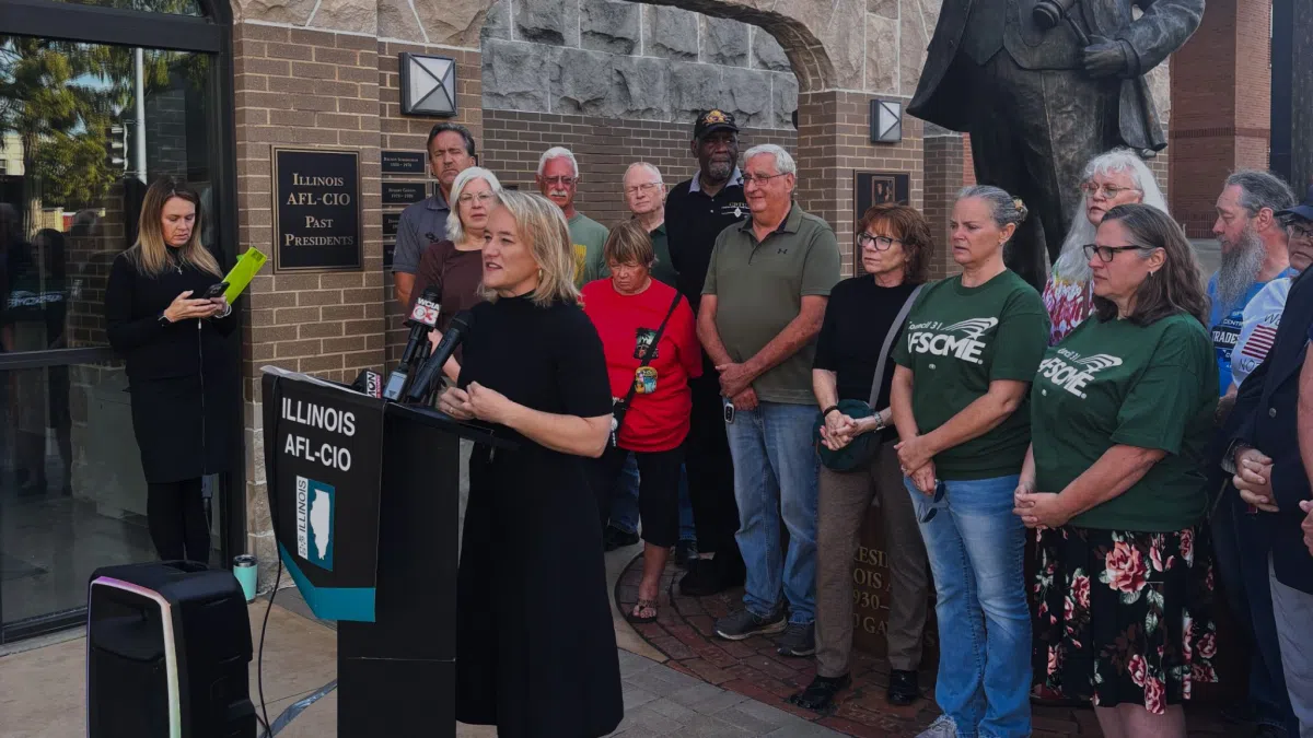 SPRINGFIELD: Budzinski Meets With Furloughed Federal Workers, Rallies ...