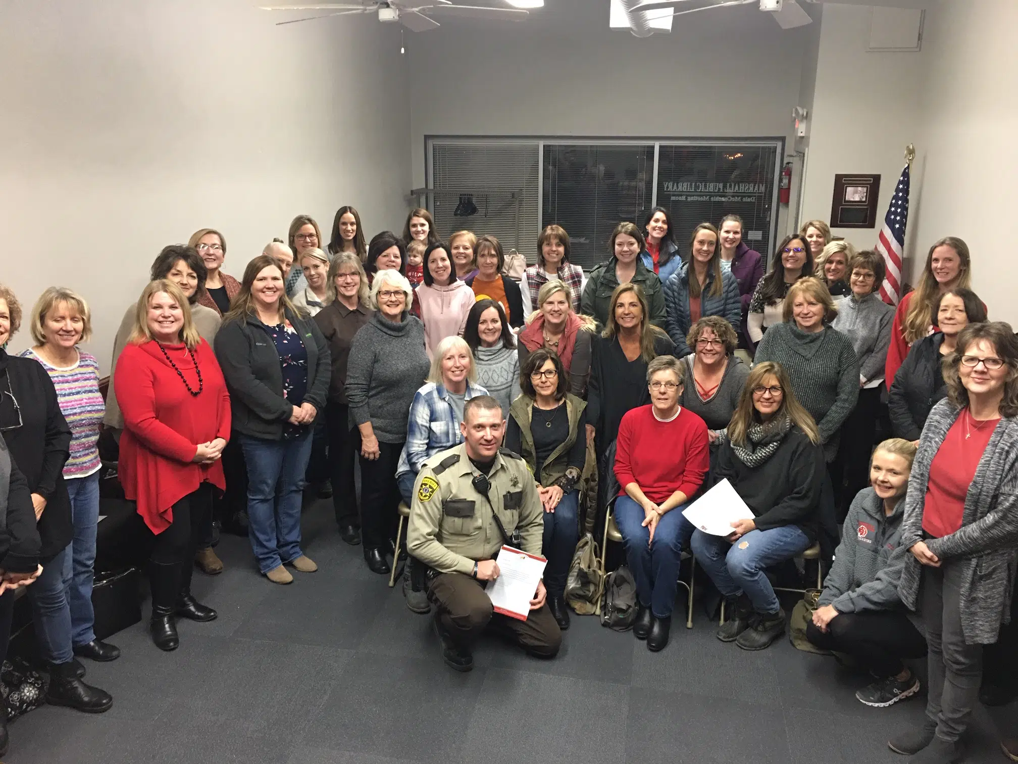 Officer Sanders Gives Back To 100 Women Who Care Marshall | Effingham Radio