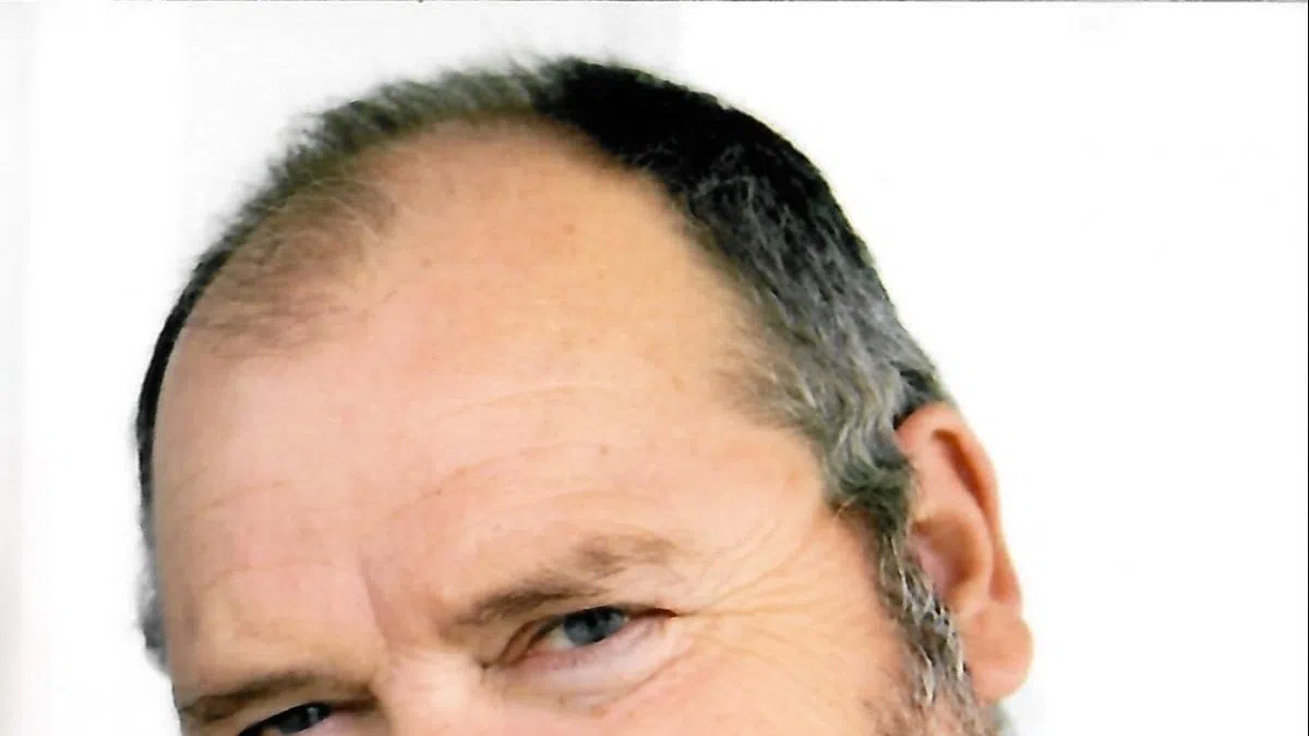 Max Randy Kuhn, 72 | Effingham Radio