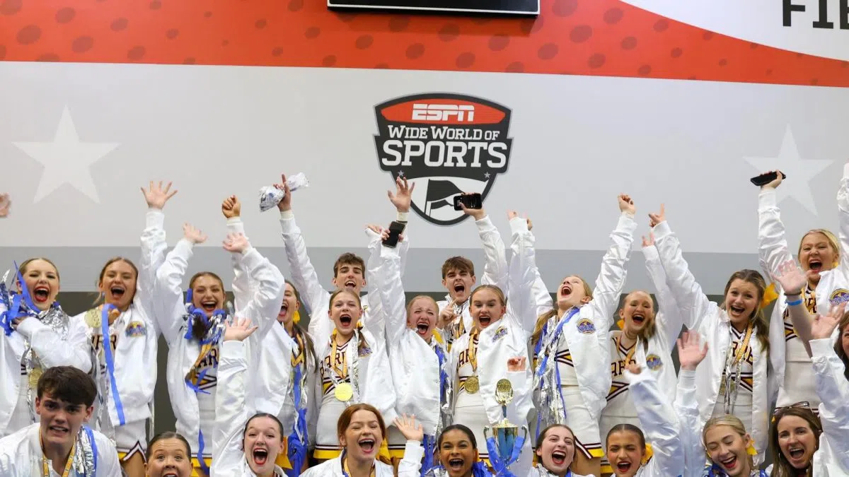 Barren County High School Cheerleaders Win National Title | Owensboro Radio