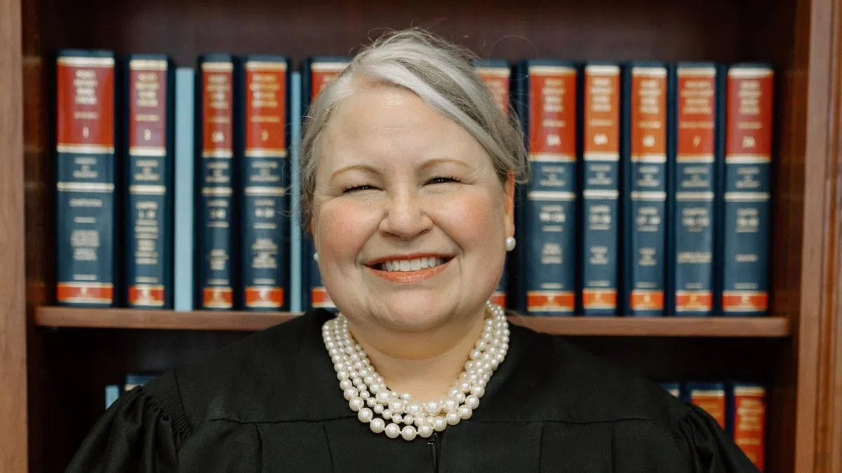 Judge Lisa Jones To Be Sworn Into Court of Appeals | Owensboro Radio