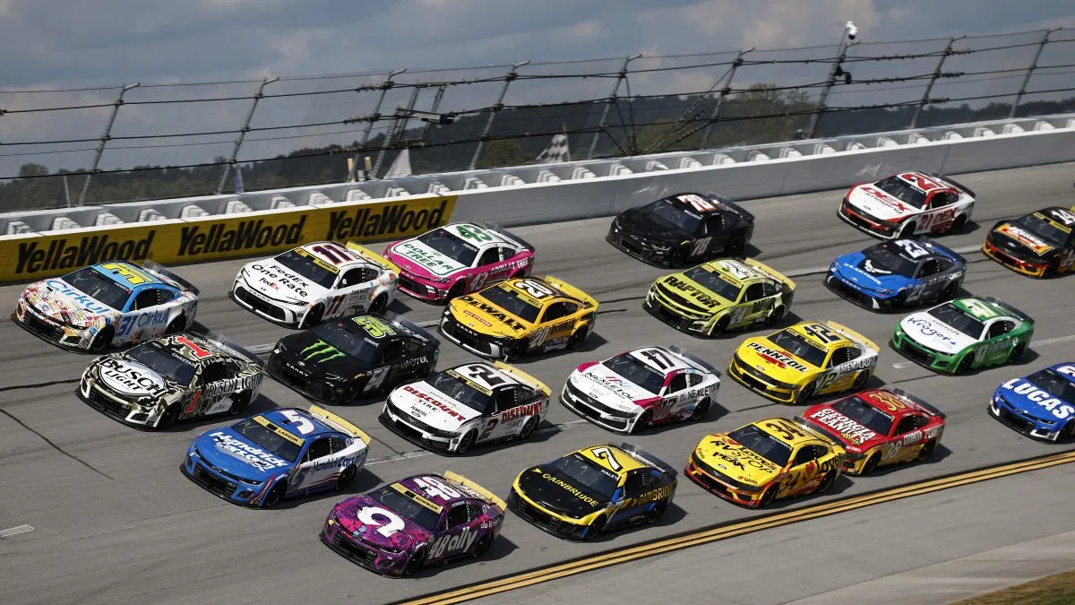 Drafting Ahead: NASCAR’s High-Speed Chess Match Returns | Owensboro Radio