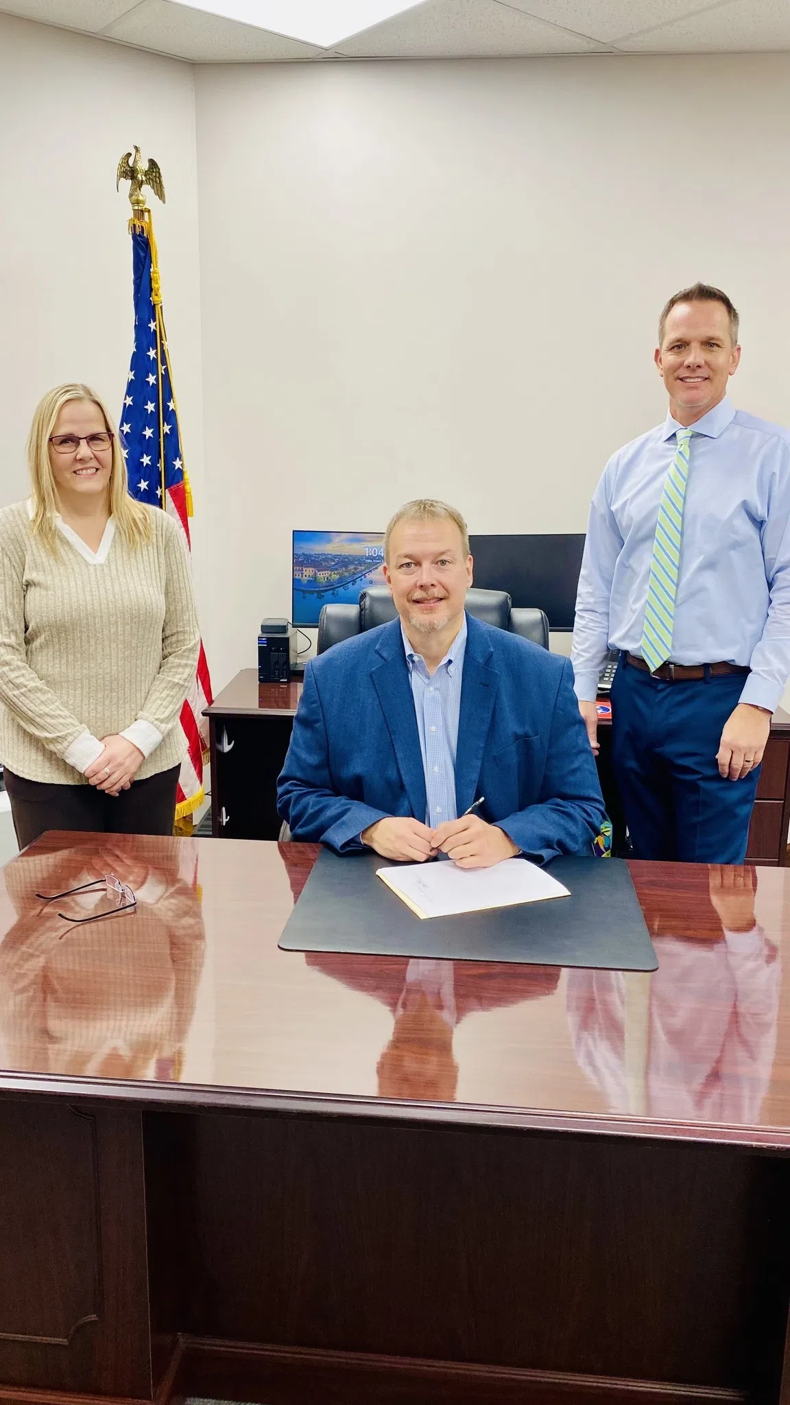 Cumberland County Mayor Foster Signs Order Officially Merging WCUD into ...