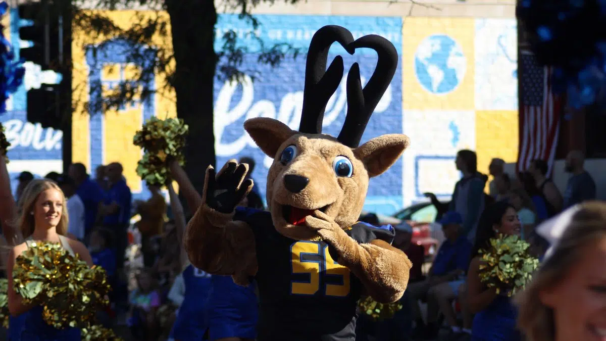 Gallery: UNK Homecoming Parade | 1340 KGFW - The Information Channel