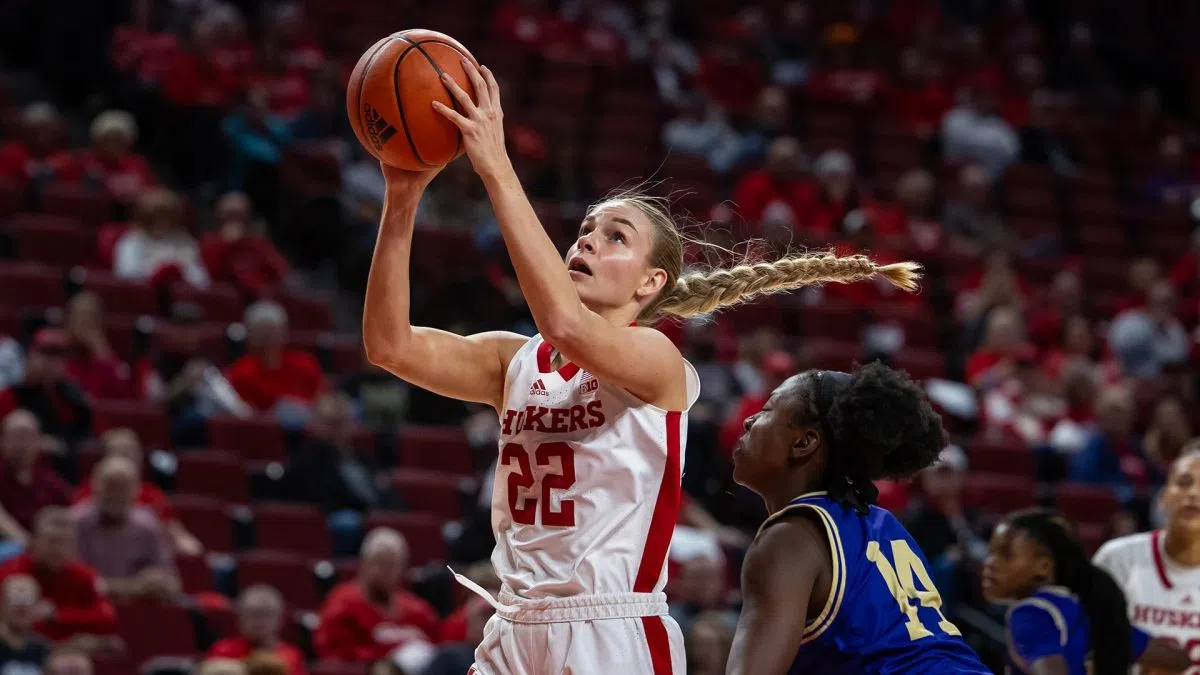 Potts Career Day Lifts Husker Women Past Lamar | Hits 106 - The Tri ...