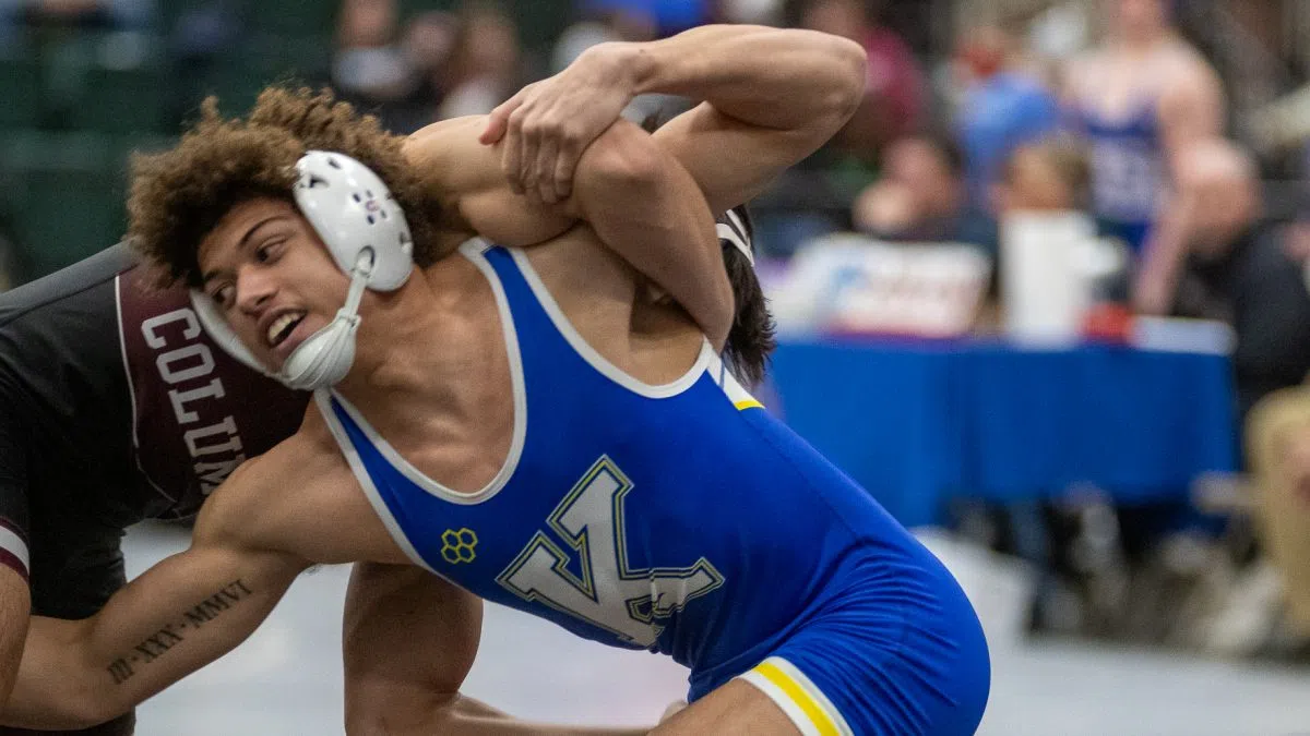 Gallery: State Wrestling Duals in Kearney | 1340 KGFW - The Information ...