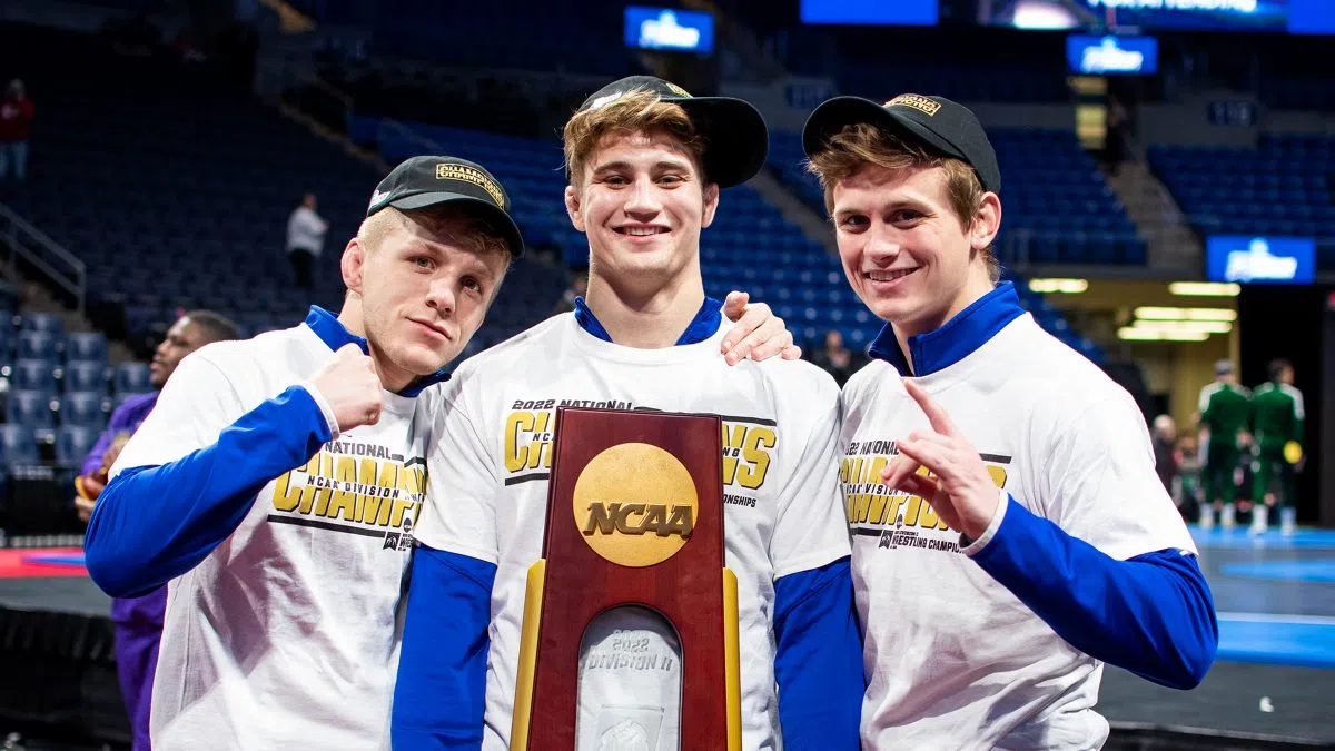 Billy Higgins Battles to Finish UNK Career | Classic Rock 101.5 - The ...