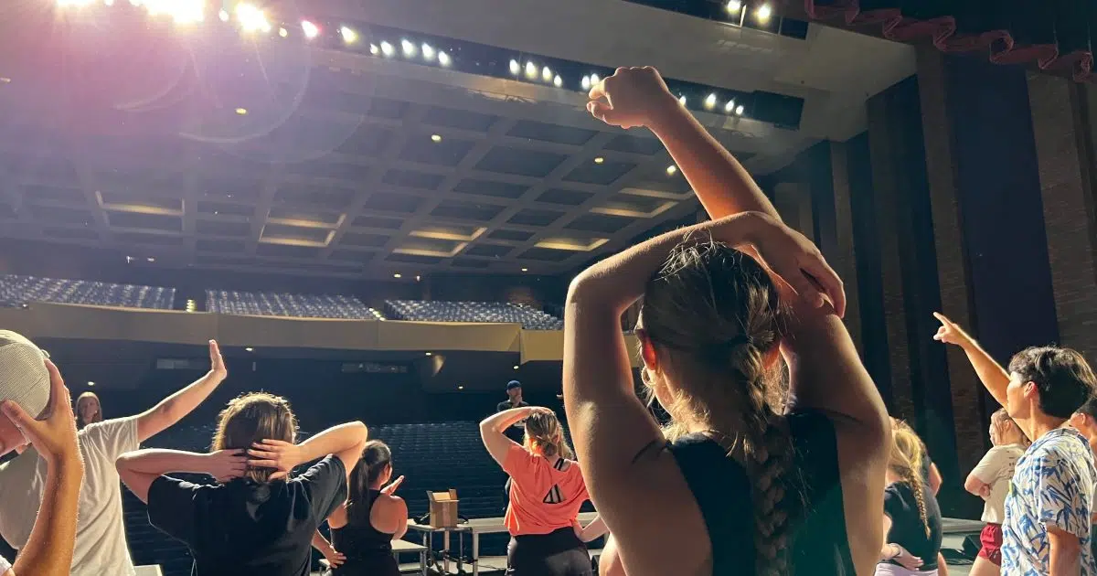 WATCH: Showchoir Camps of America welcomes singer-dancers from across ...