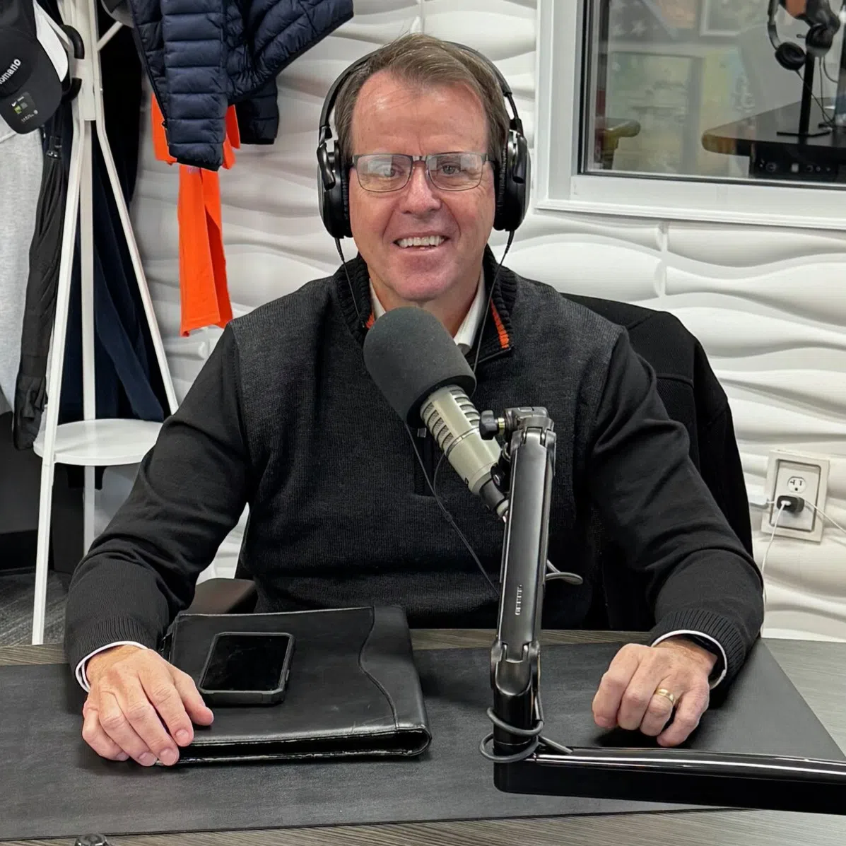 LISTEN: First Mid Bank and Trust CEO Joe Dively talks mission and Soy ...