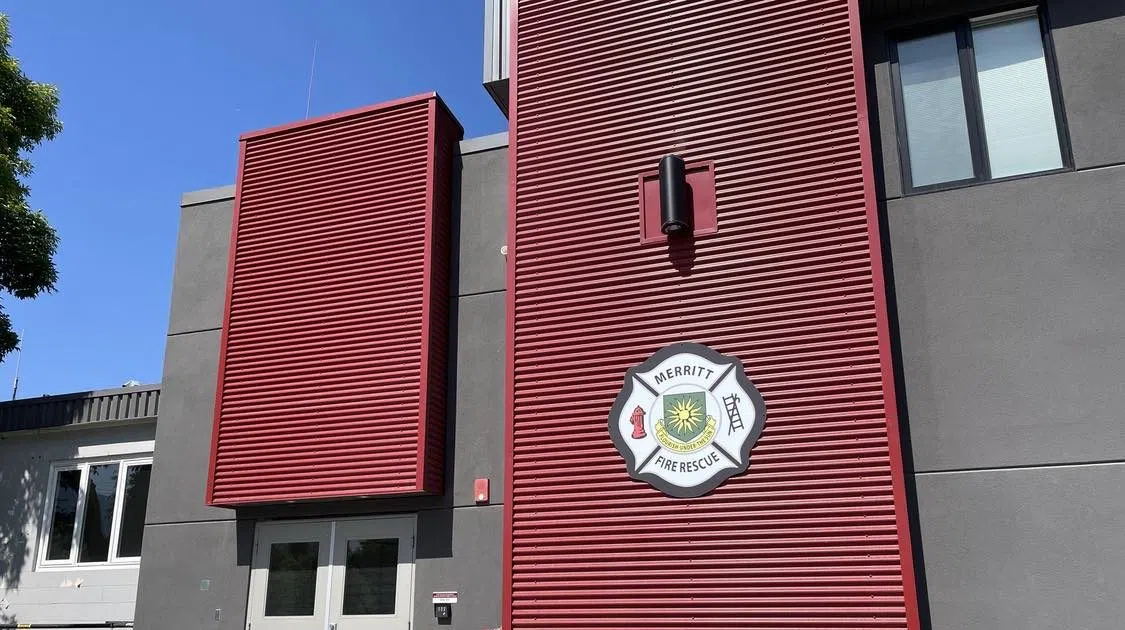 Officials preach importance of social media during wildfire season | Q101