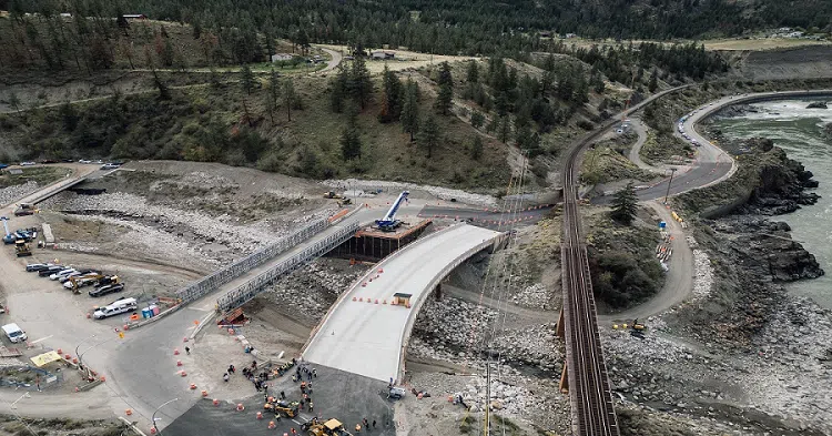 Two-lane Nicomen River Bridge snow complete: Ministry | Q101