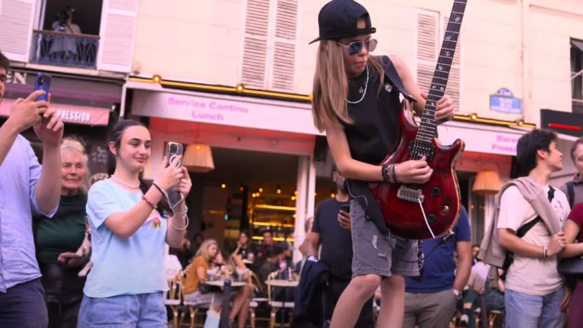 Julien Cohen, Mickey Callisto and Olly Pearson unite for a global Bohemian Rhapsody flashmob ...