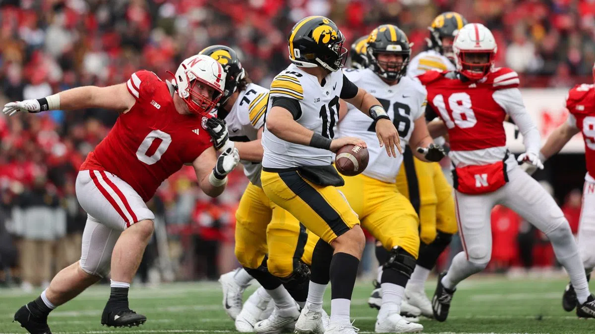Iowa at Nebraska Photo Gallery | Y102 - Nebraska's Hot Country
