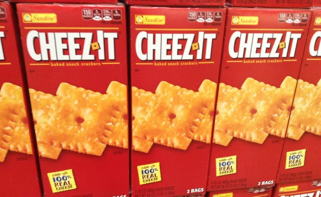 Cheez-It burgers, milkshakes, and more! (videos) | Red 945 Lincoln's ...