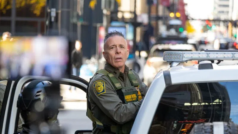 ‘West Wing’ actor Timothy Busfield turns himself in on criminal sexual ...