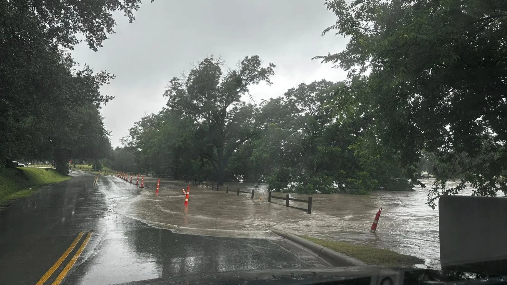 URGENT FLOODING UPDATE: Georgetown Evacuations & Severe Weather Ongoing ...