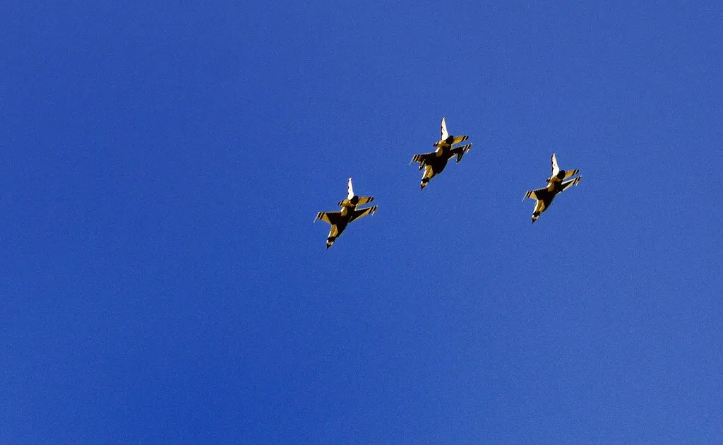 All-Female Super Bowl Flyover team to make history | LITE 99.3 - South ...