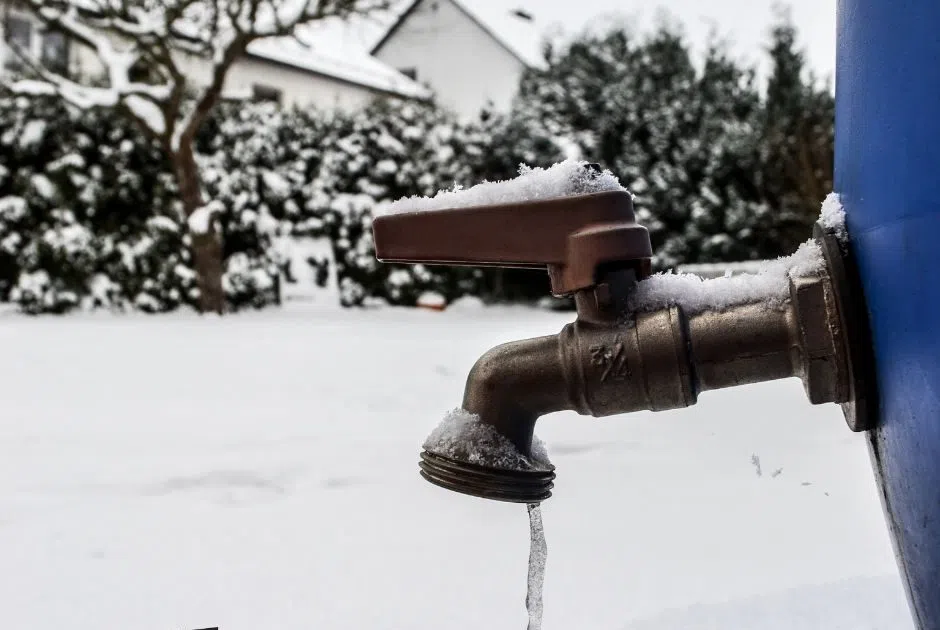 Extreme cold in Elk Valley prompts warnings over freezing pipes, chair ...