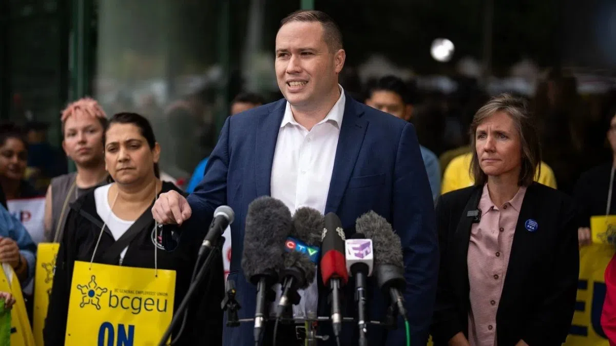 B.C. government workers step up job action by targeting local mining ...