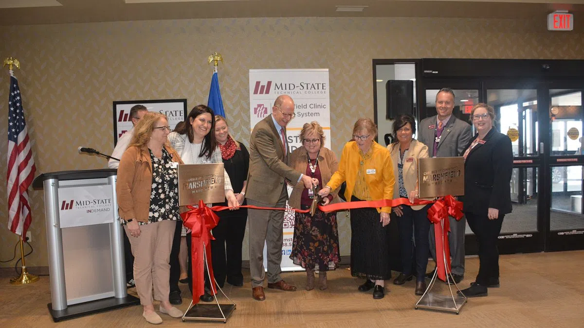 Mid-State Technical College Holds Ribbon Cutting for New Outreach ...